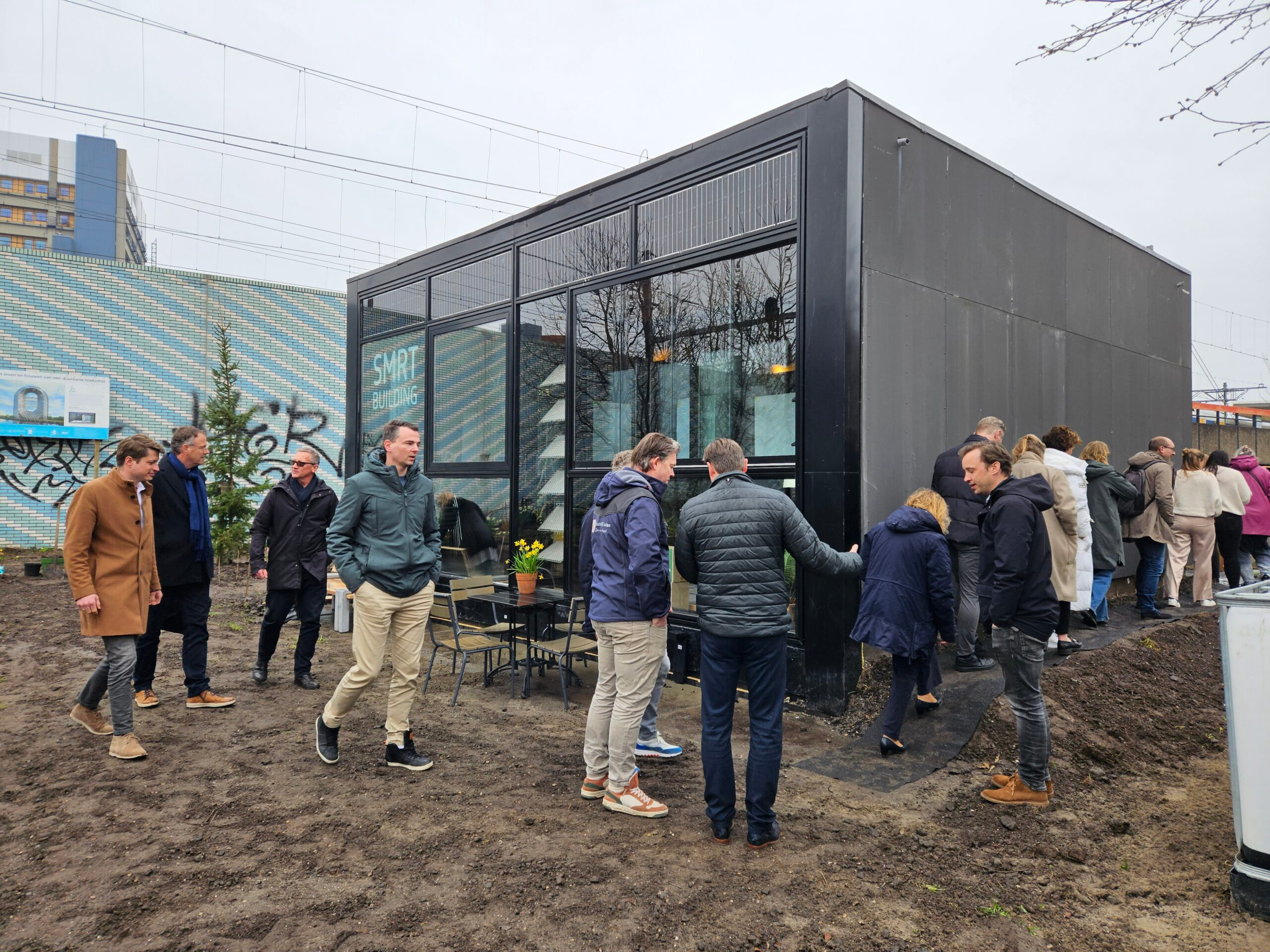 SMRT Building geopend naast Leiden Centraal | Quantified